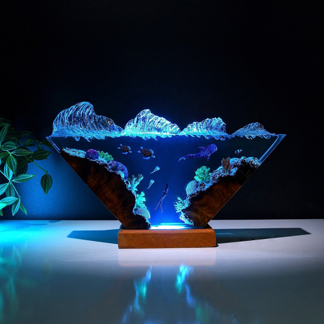 WHALE SHARK and Diver Night Light Scuba Diverlamp Deep Ocean Lamp Resin ...