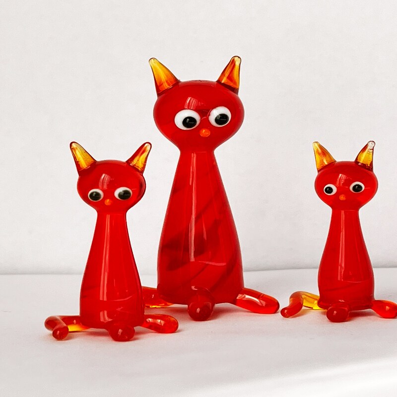 Red Gift Ideas - 60+ Gift Ideas for 2024