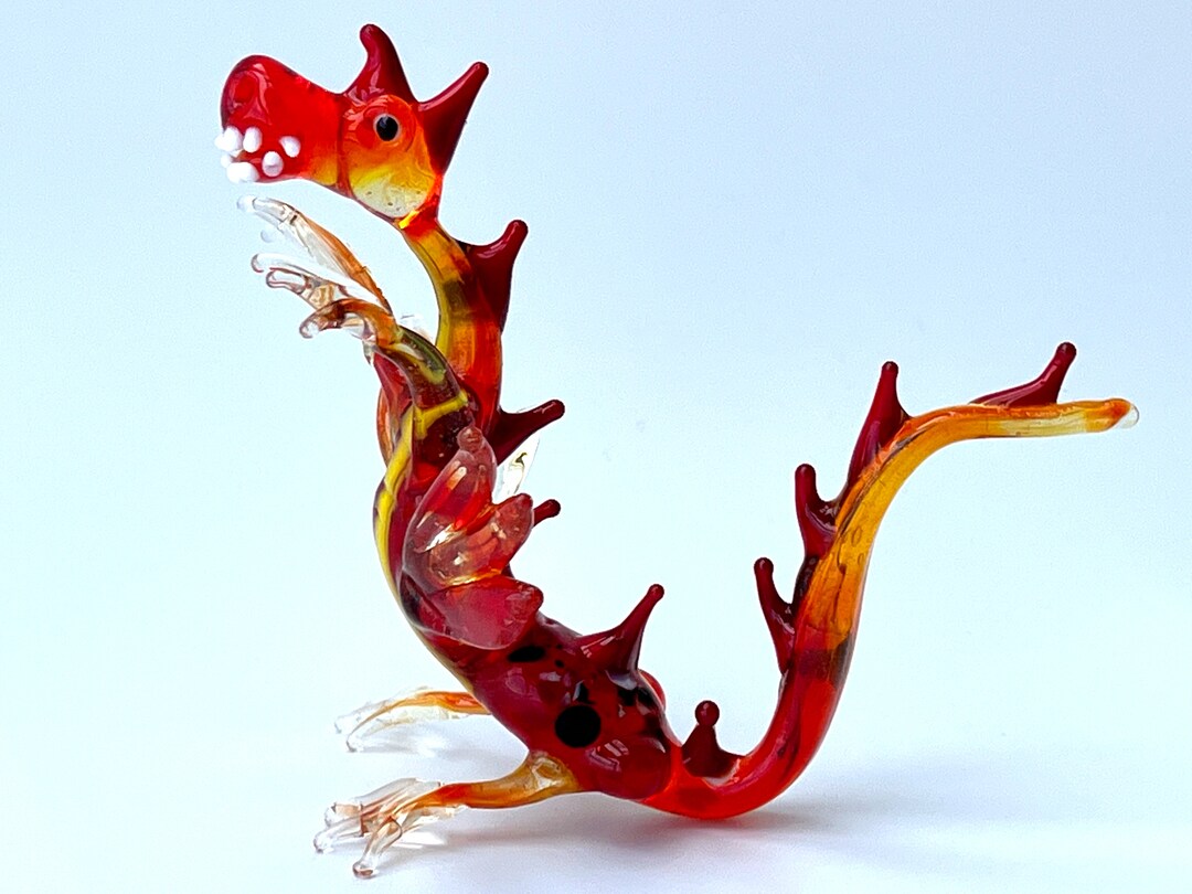 Glassblowing Red Dragon Figurine Knick-knack for Display Shelf Decor ...