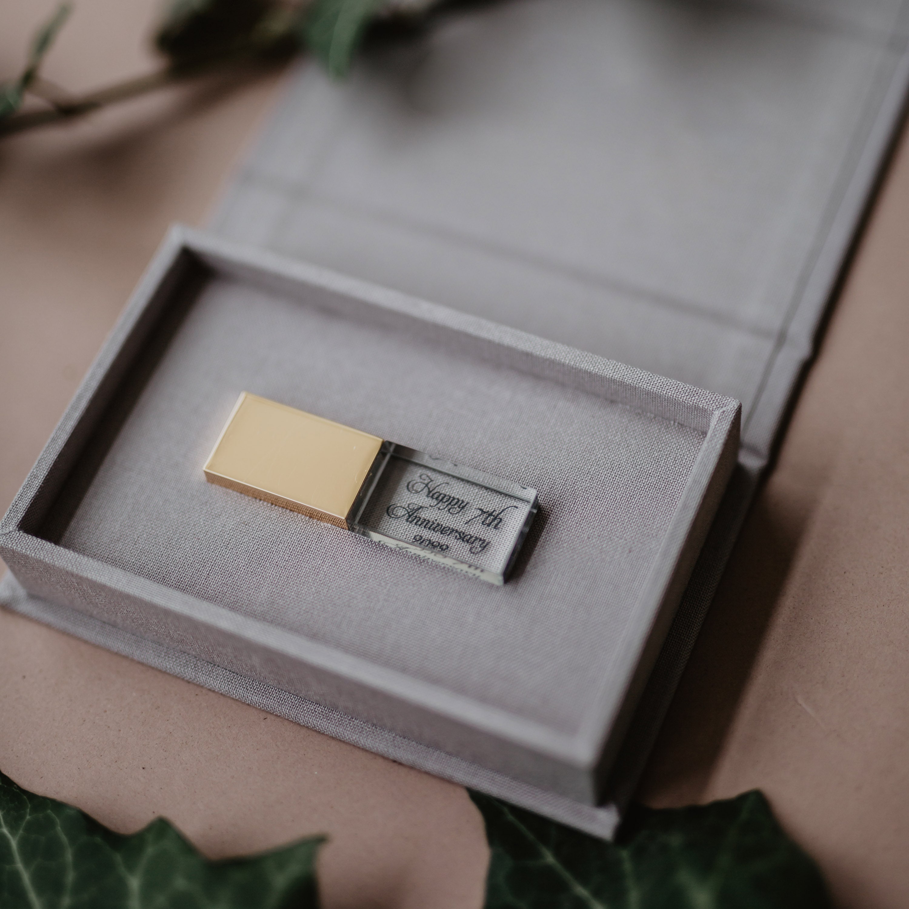 Light Gray Linen USB Box Glass USB Flash Drive Box Personalized Wedding ...