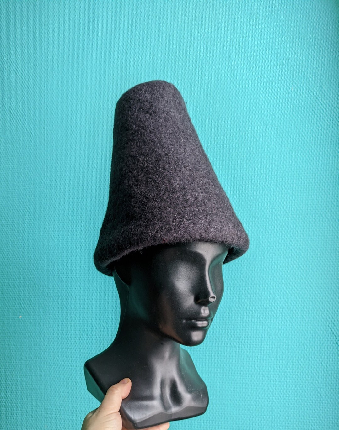 High Medieval Felt Historical Hat for Reenactment Festivals ...