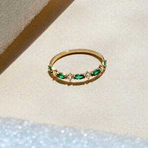 Emerald Marquise Band Ring, Alternating Emerald Marquise Gemstone Ring, Green Eternity Wedding ...