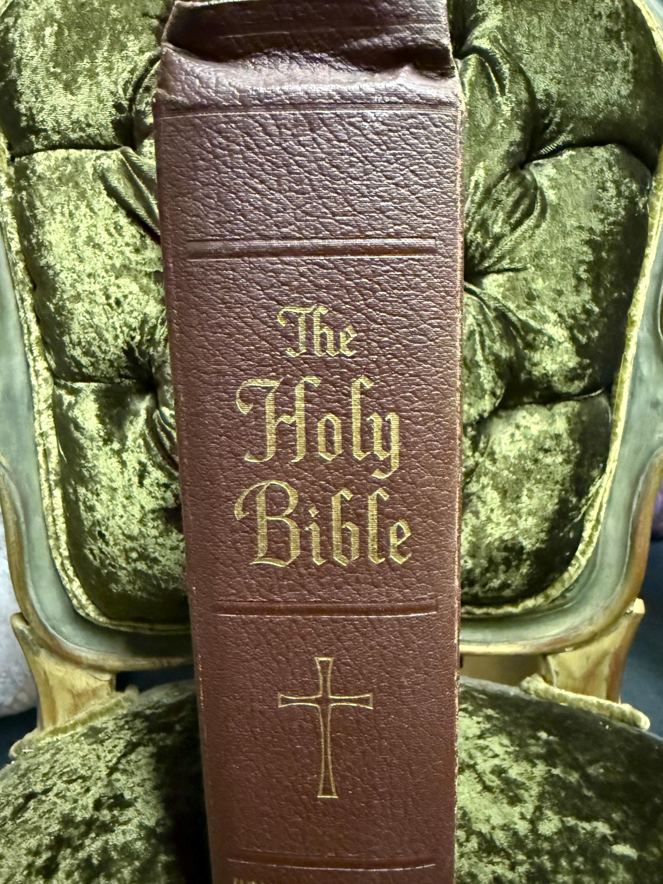 The HOLY BIBLE. Old Testament in the Douay-challoner Text. Edited by ...