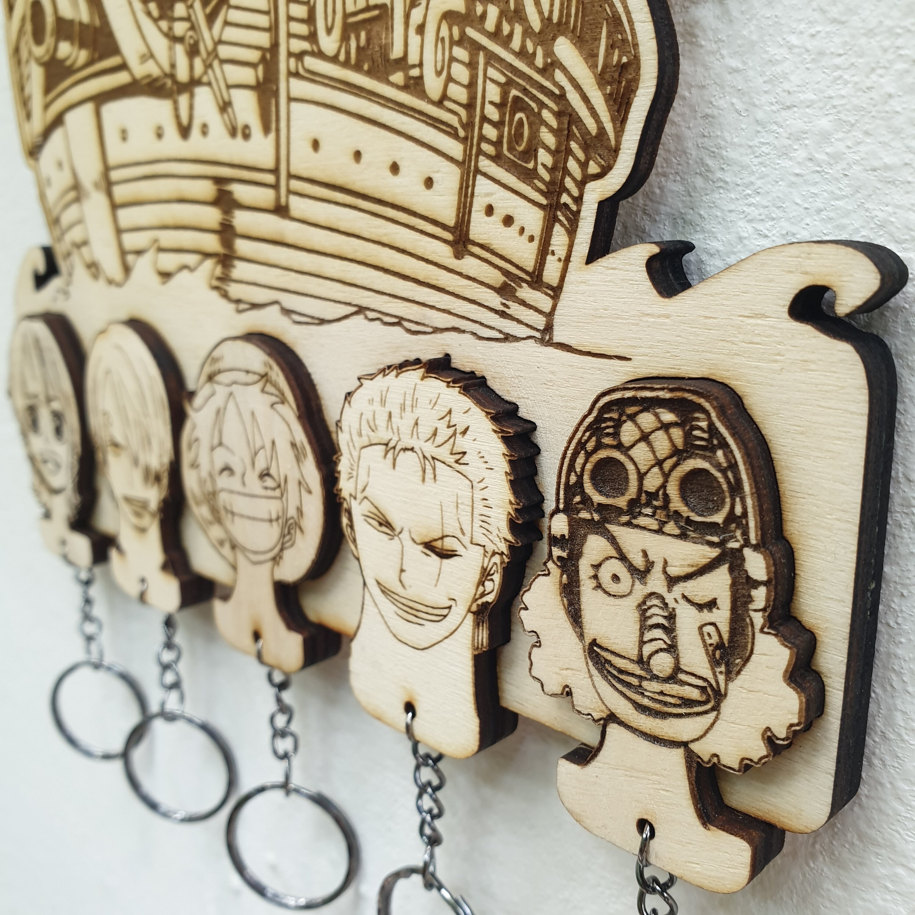 One Piece Keychain, Wooden Anime Keychain Pirates, Monkey D. Luffy ...