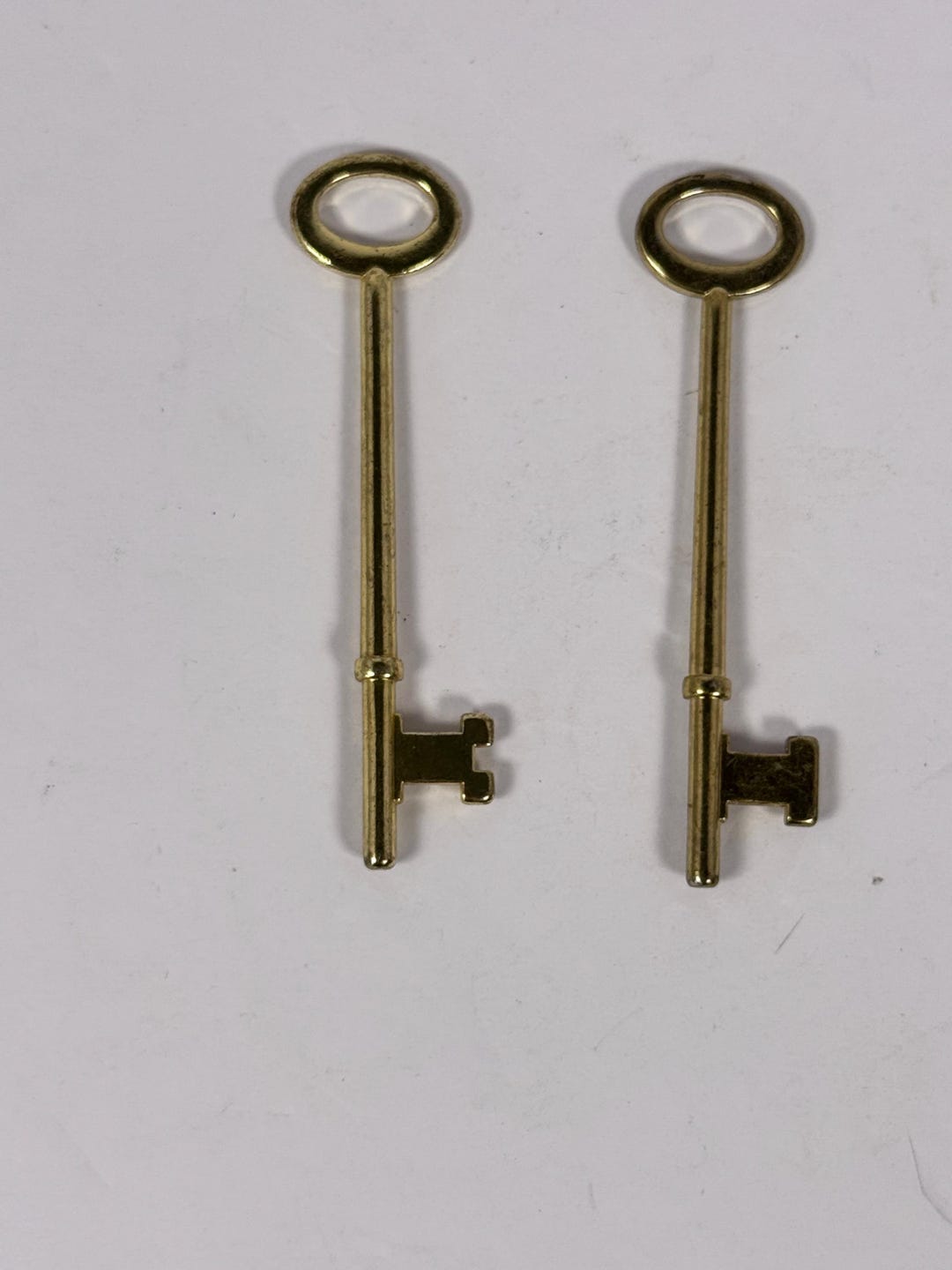 Victorian Generic Cut Notch Tip Flat Tip Brass Plated Zinc Skeleton ...