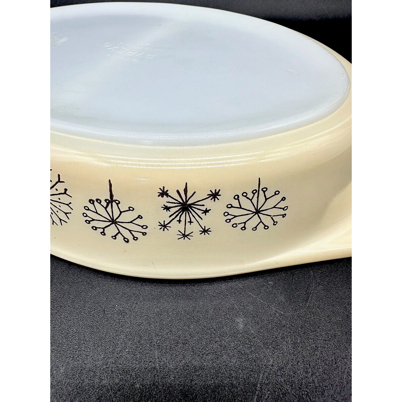 Vintage Pyrex Dandelion Duo Divided Casserole Dish 1.5qt With Lid - Etsy