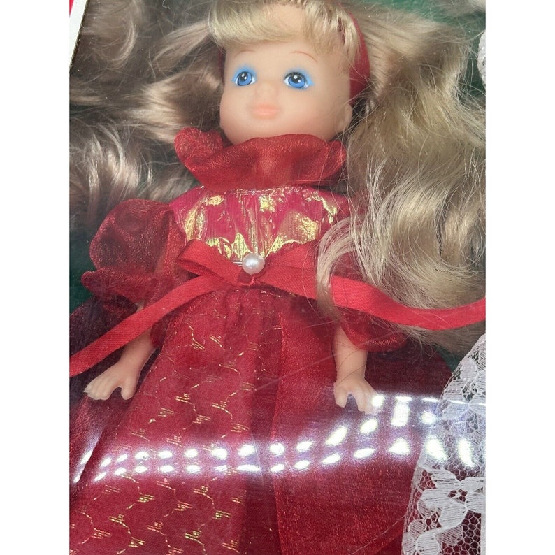 NOS Vintage Jennifer Doll Holiday Gift Set Venture Stores 6735 3 Doll ...