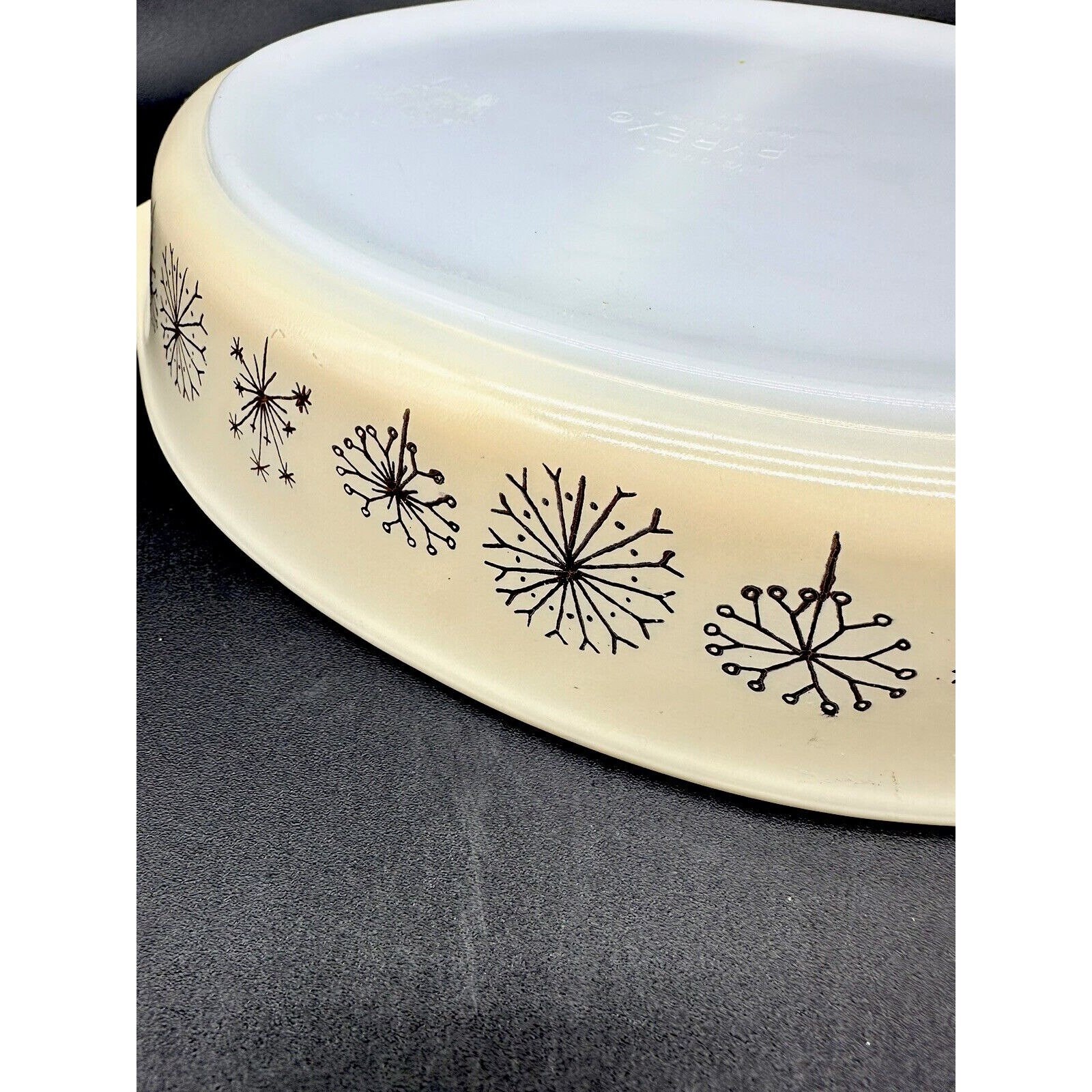 Vintage Pyrex Dandelion Duo Divided Casserole Dish 1.5qt With Lid - Etsy