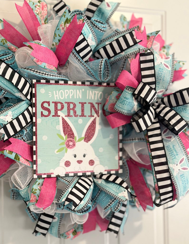 Deco Mesh Bunny Wreath, Hoppin' Into Spring Decor - Etsy