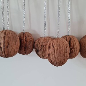 Whole Walnuts With Silver Thread String Christmas Tree Christmas ...