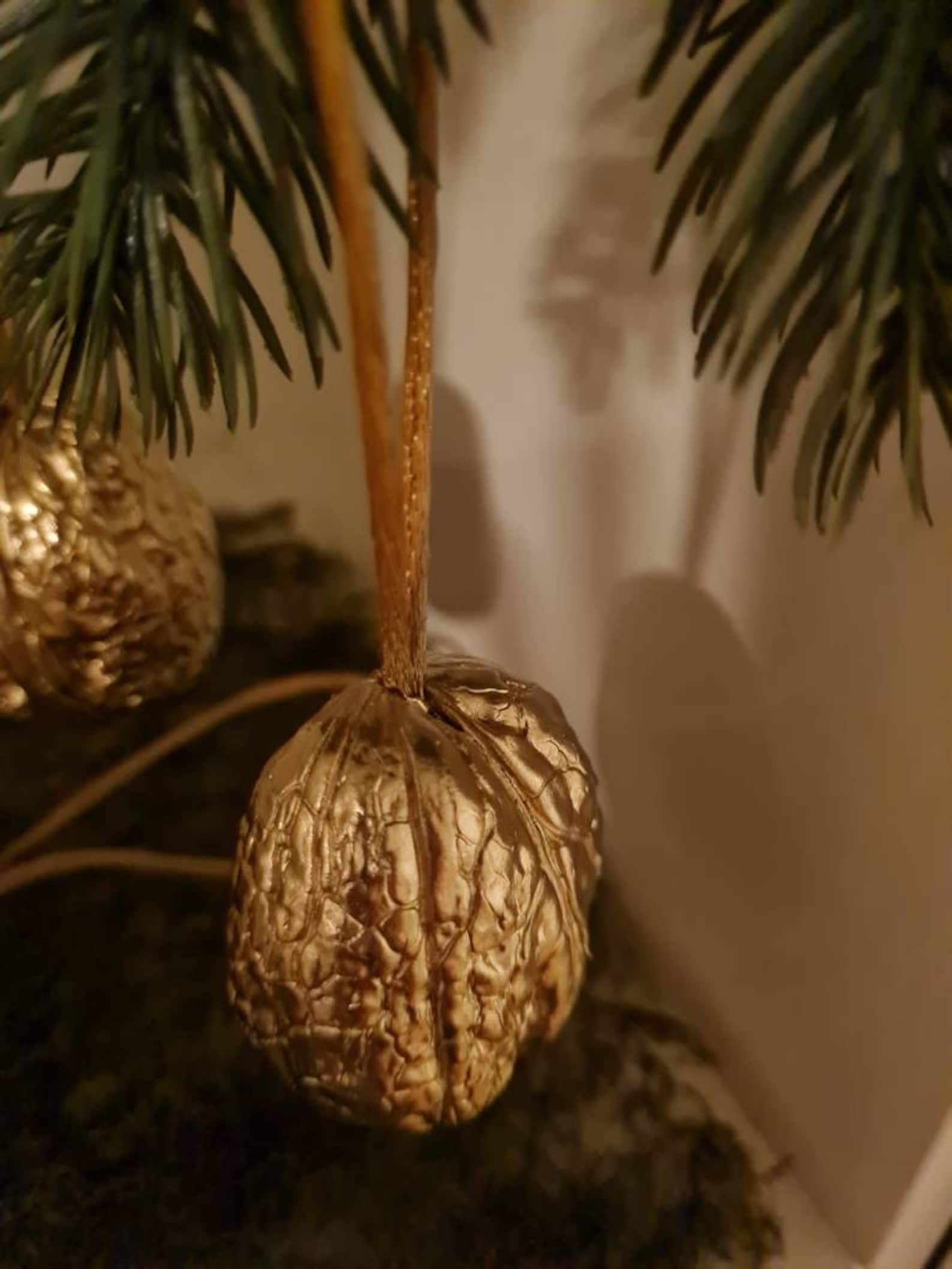 UNIQUE XXL Whole Golden Walnuts With Golden Thread String Christmas ...