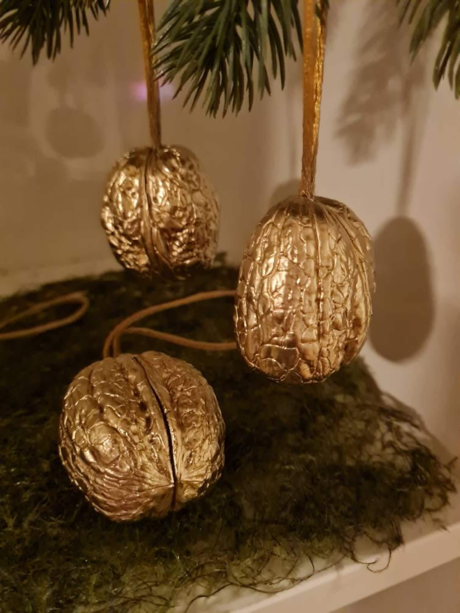 UNIQUE XXL Whole Golden Walnuts With Golden Thread String Christmas ...
