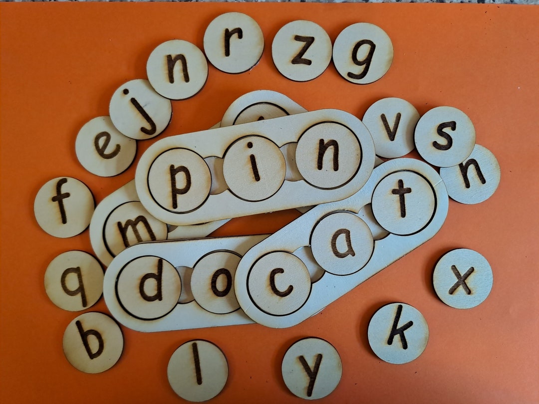 Great Phonics Resources - CVC Spelling Frame , 30mm Tiles Alphabet ...