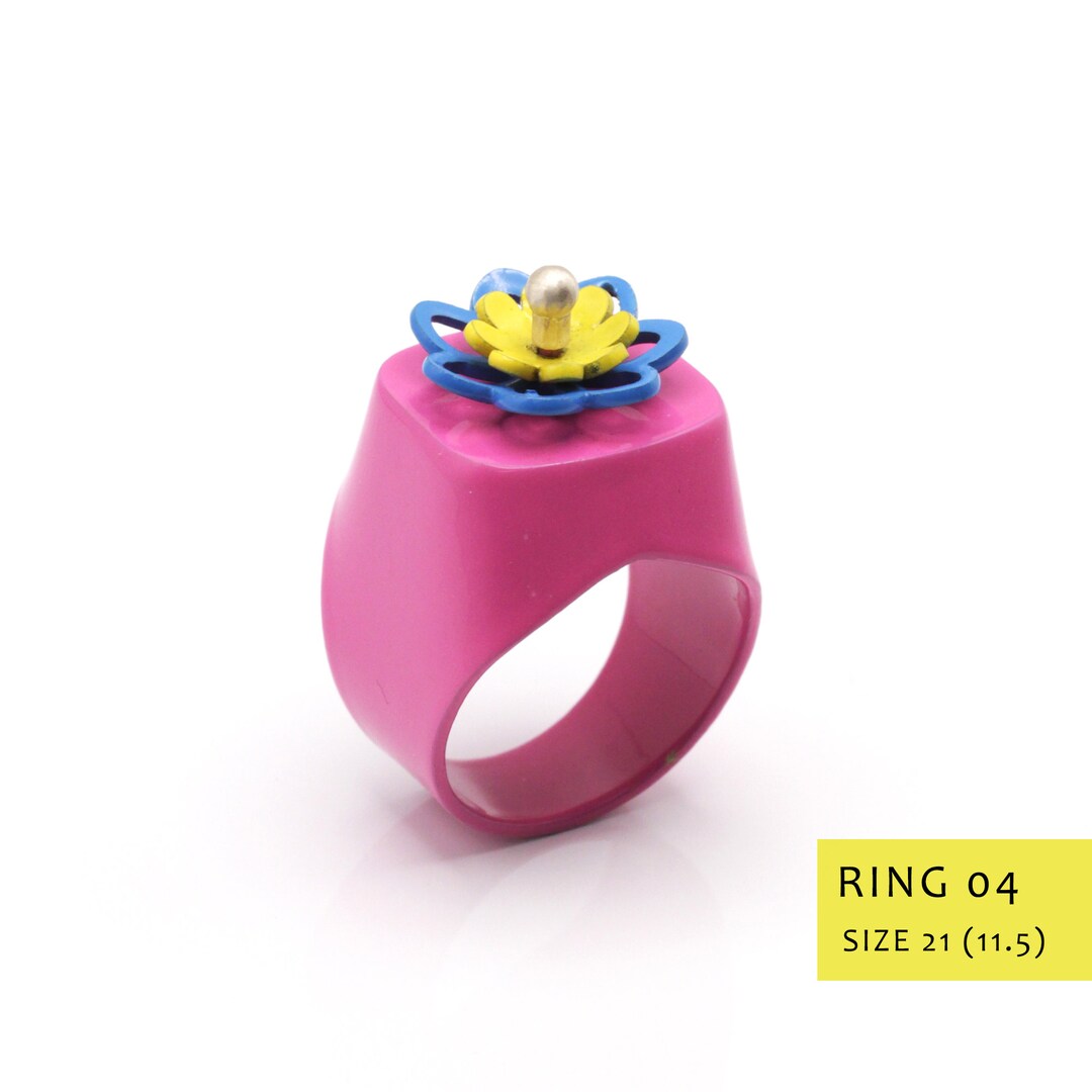 Pink Helicopter Flower Interactive Ring, Colorful Oversized Metal ...