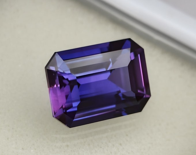Precision Cut, 9.40ct Lab Bi-color Sapphire, 10x14 MM Emerald Cut Bi ...