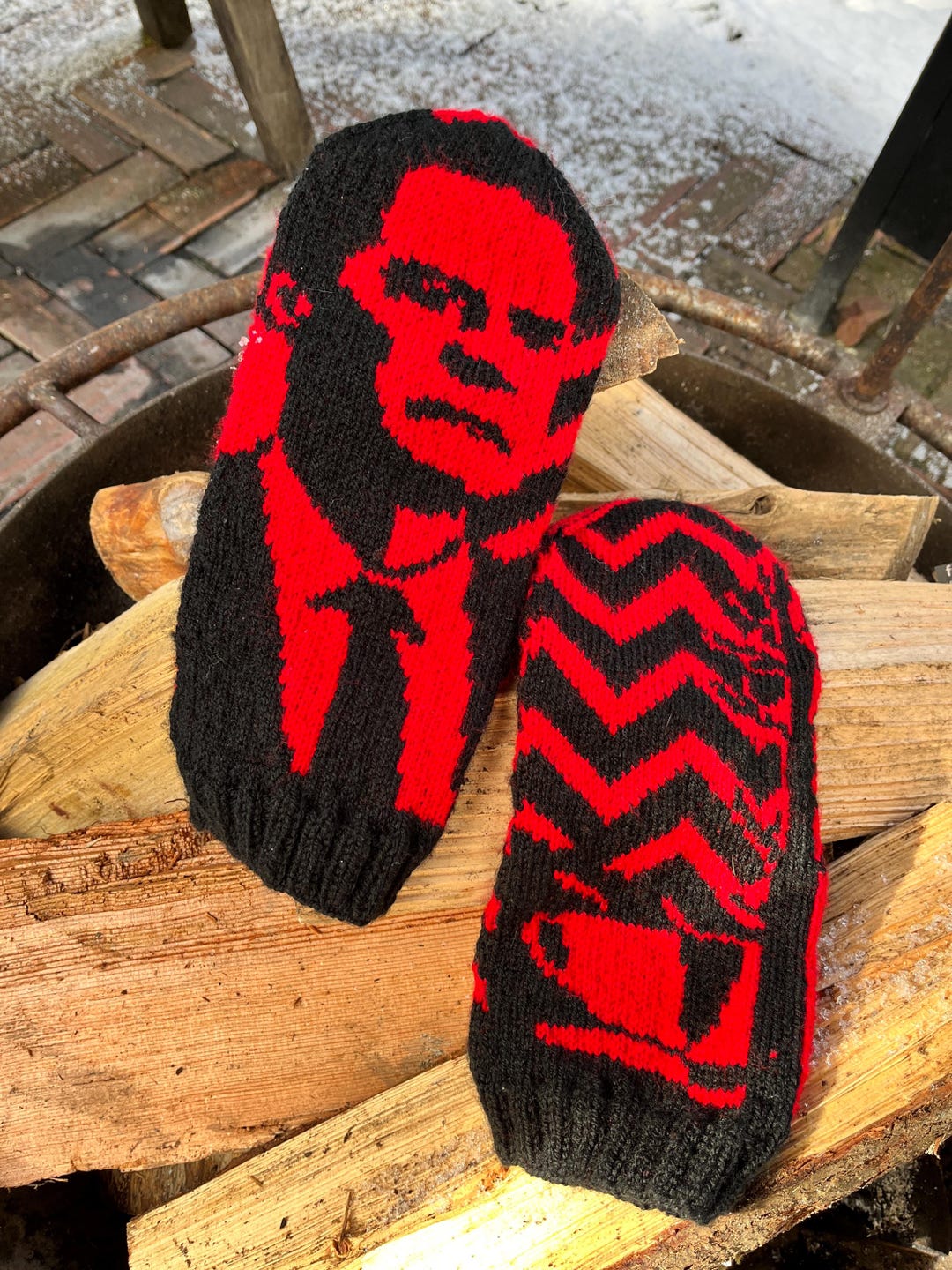 Twin Peaks Themed 100% Acrylic Mittens for MEN - Etsy
