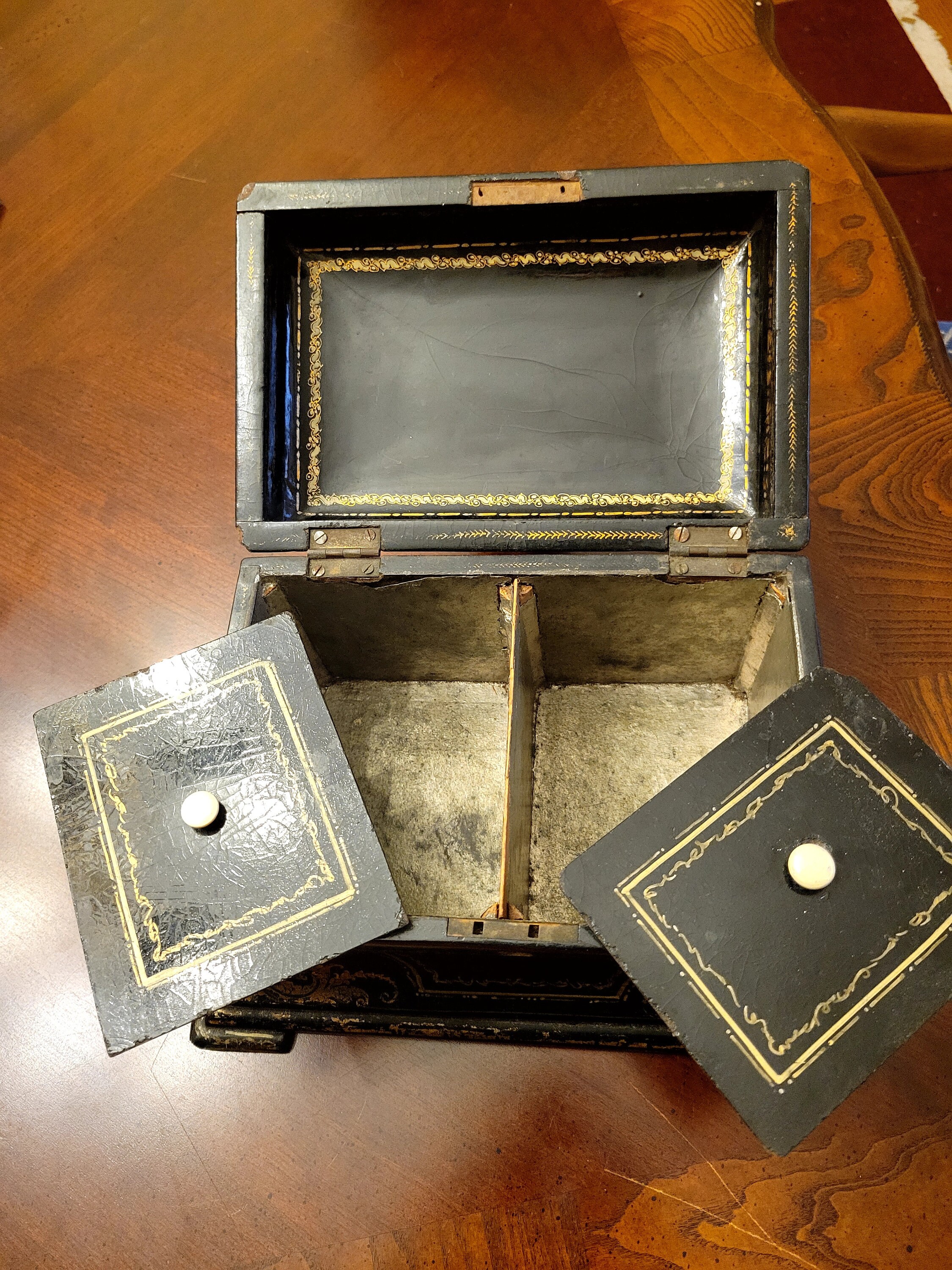 Victorian Black Lacquer Tea Caddy/box With Mother of Pearl and Gold ...