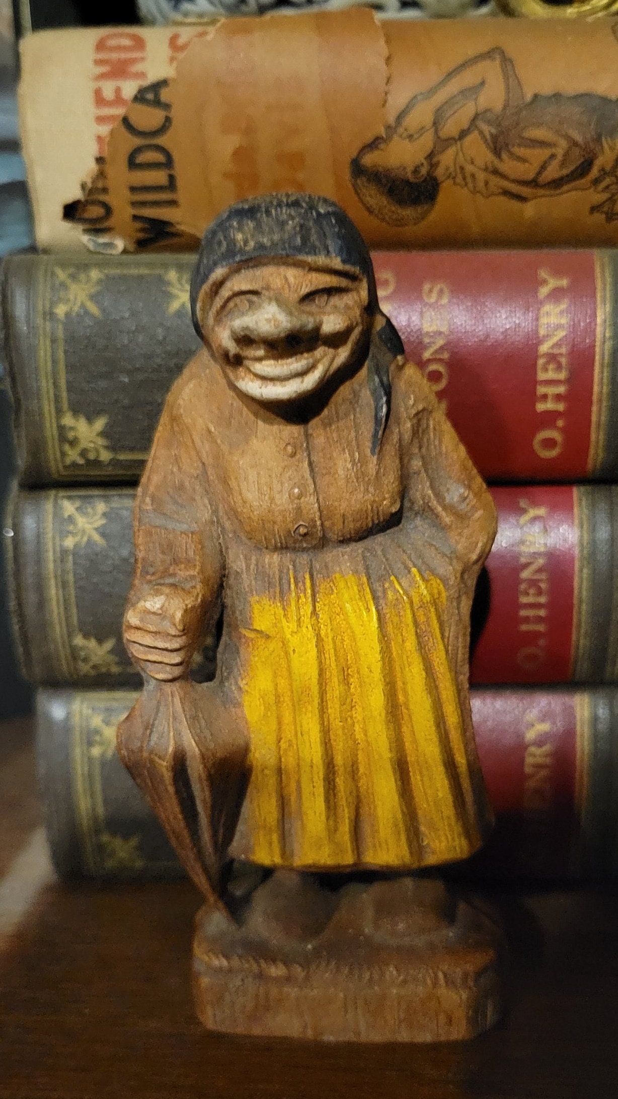 SYROCO Rare Wooden Figure of an Old Woman With Umbrella Circa 1940s - Etsy