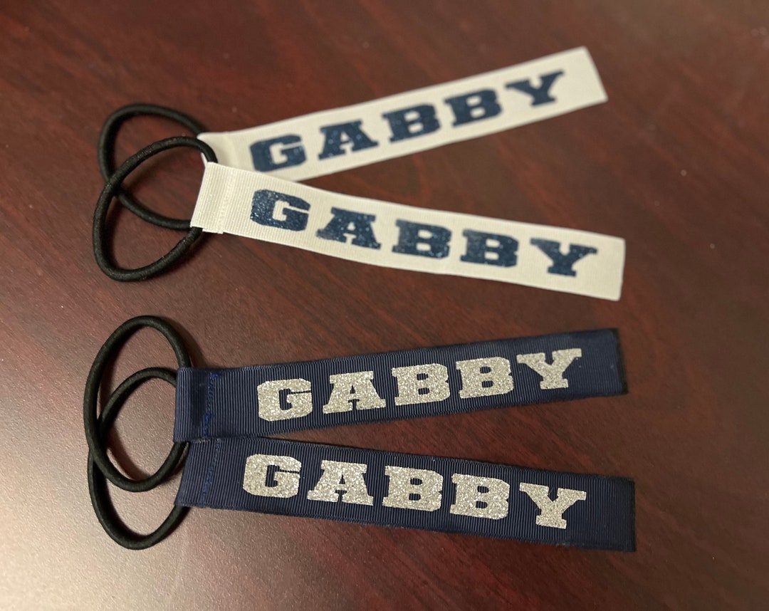 Pom Pom Tags (set of 2) - Etsy
