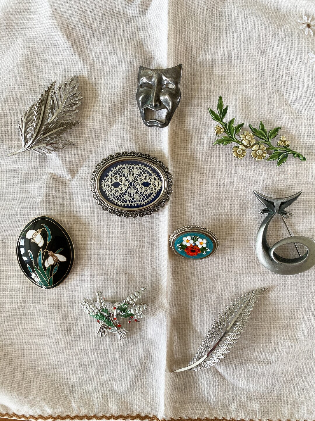 Vintage Brooch Collection / Unique and Elegant Mid 20th Century Jewelry ...