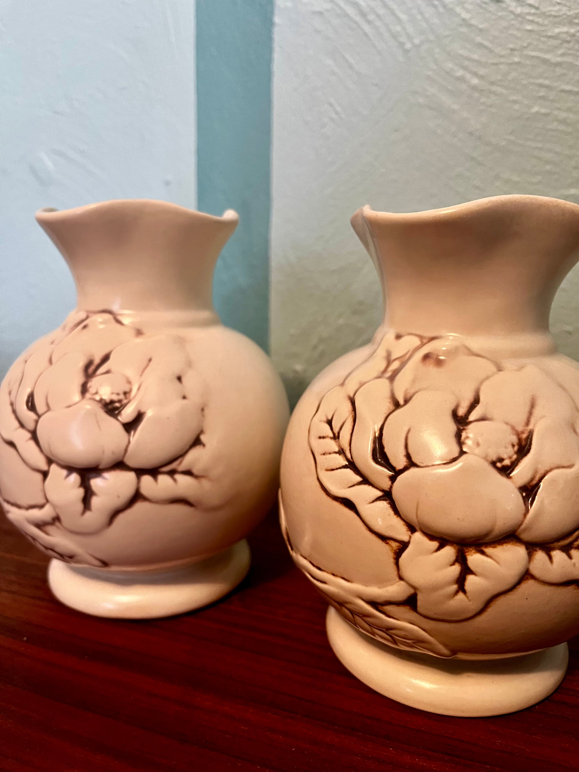 1940s Pair of Red Wing Magnolia Vases - Etsy