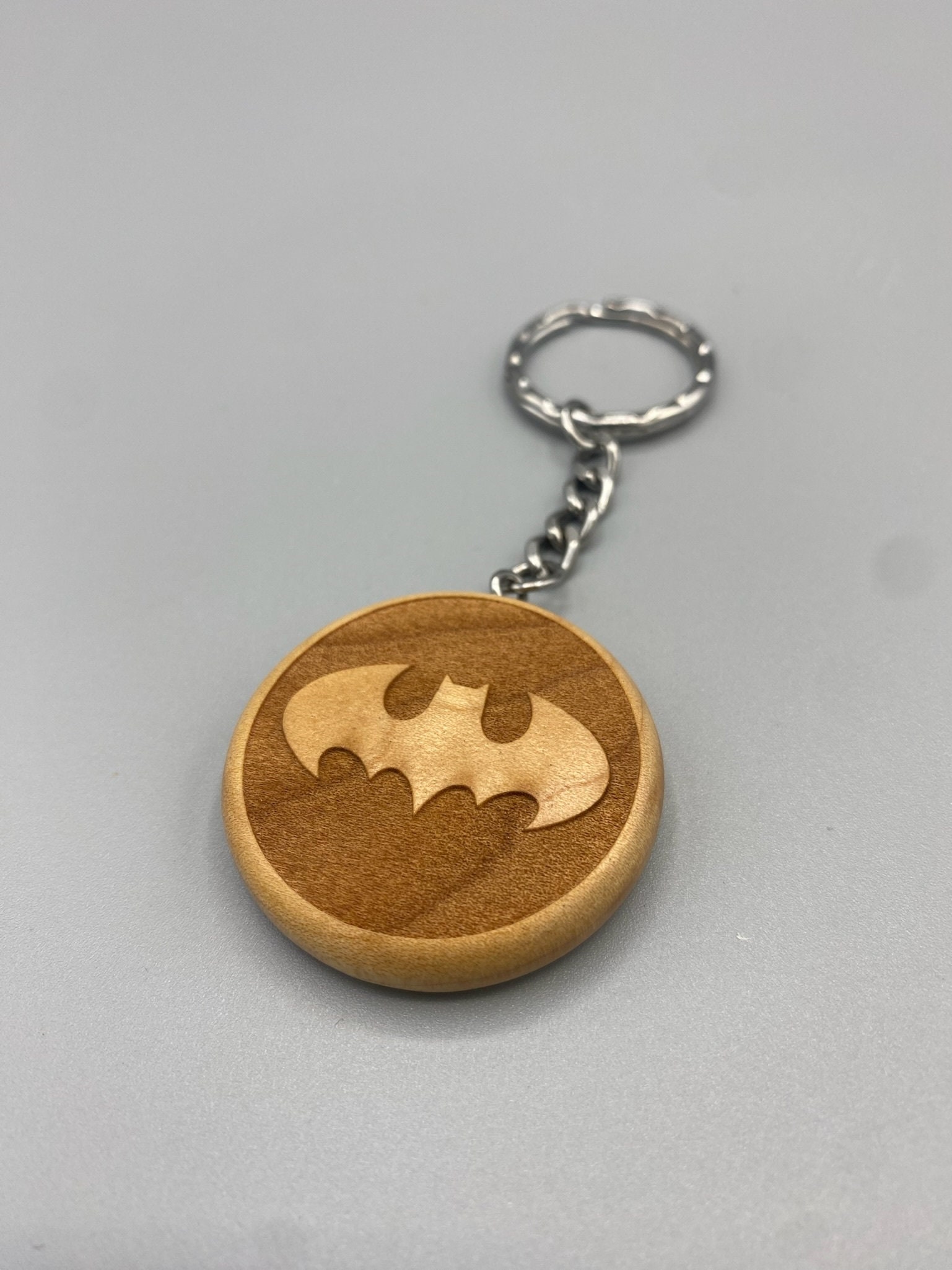 BATMAN EMBLEM - Custom Maple Wood Keychain - Etsy