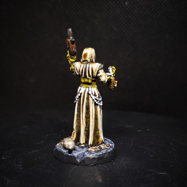 Hand Painted Warhammer 40k Inquisitorial Acolyte Priest Kitbash - Etsy