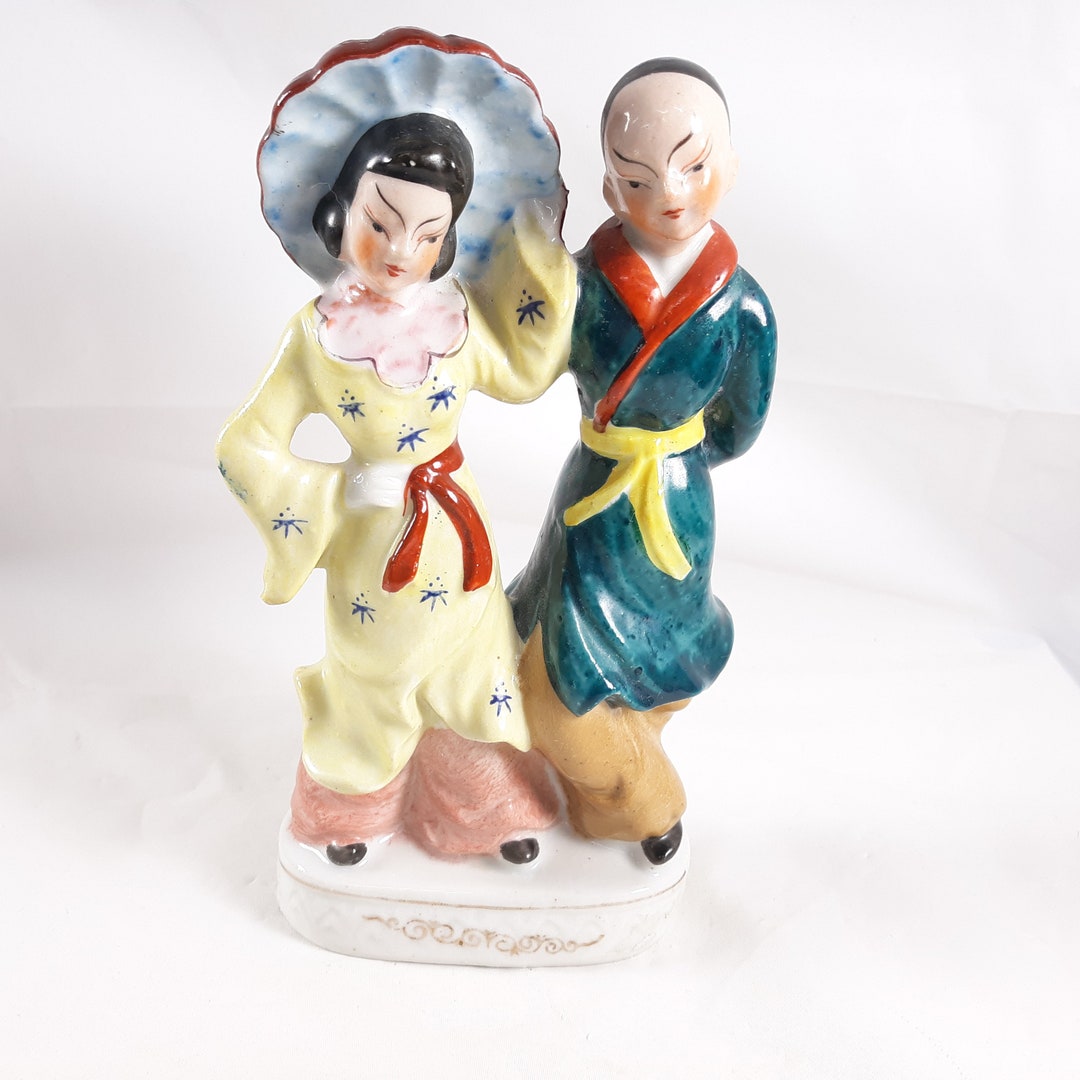Vintage Japan Hand Painted Man and Woman Figurine Ceramic - Etsy