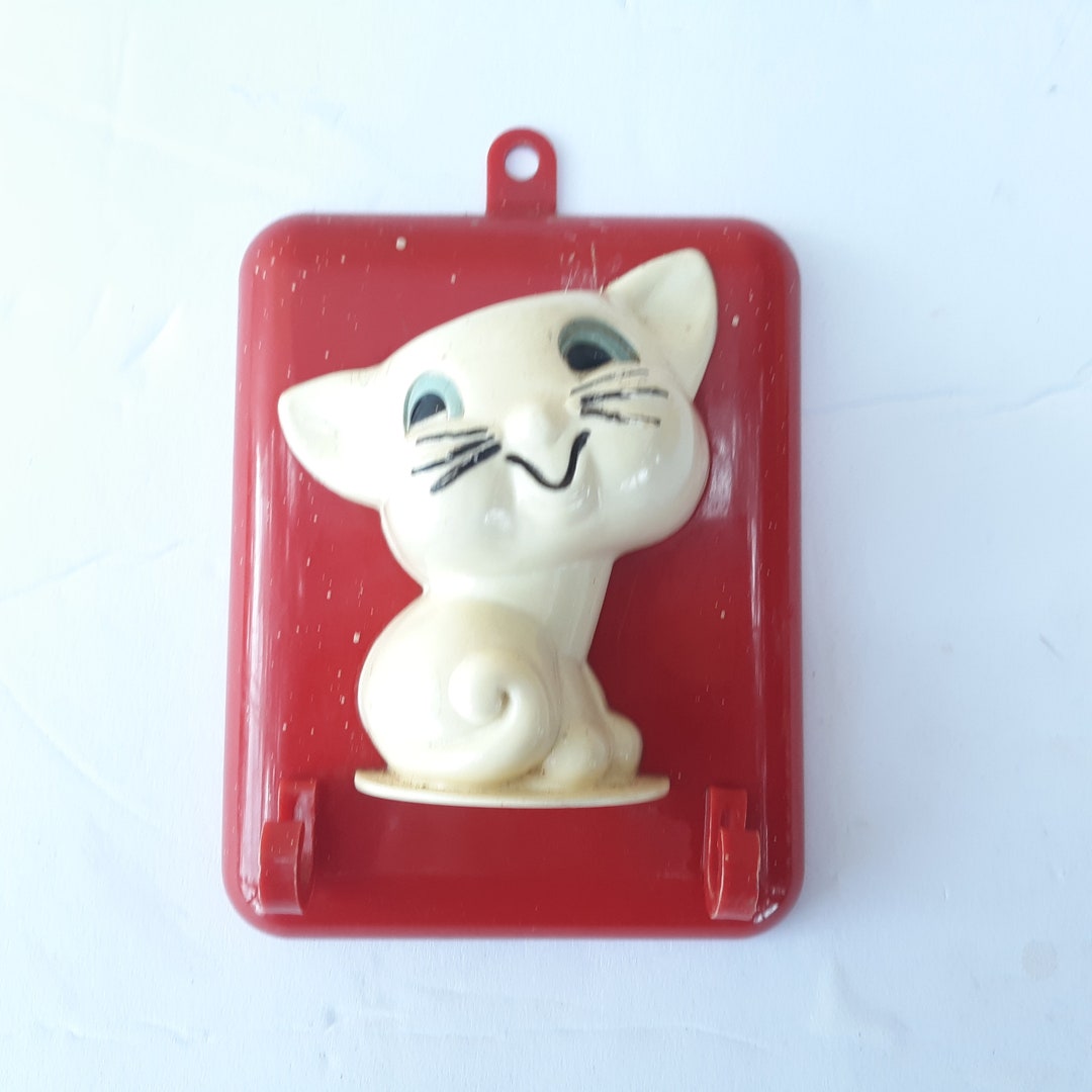 Vintage Plastic Kitten Cat Wall Pockets With Hooks Kitsch - Etsy