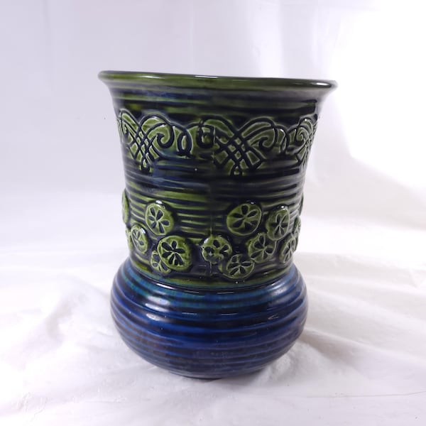 Inarco Centerpiece - Etsy