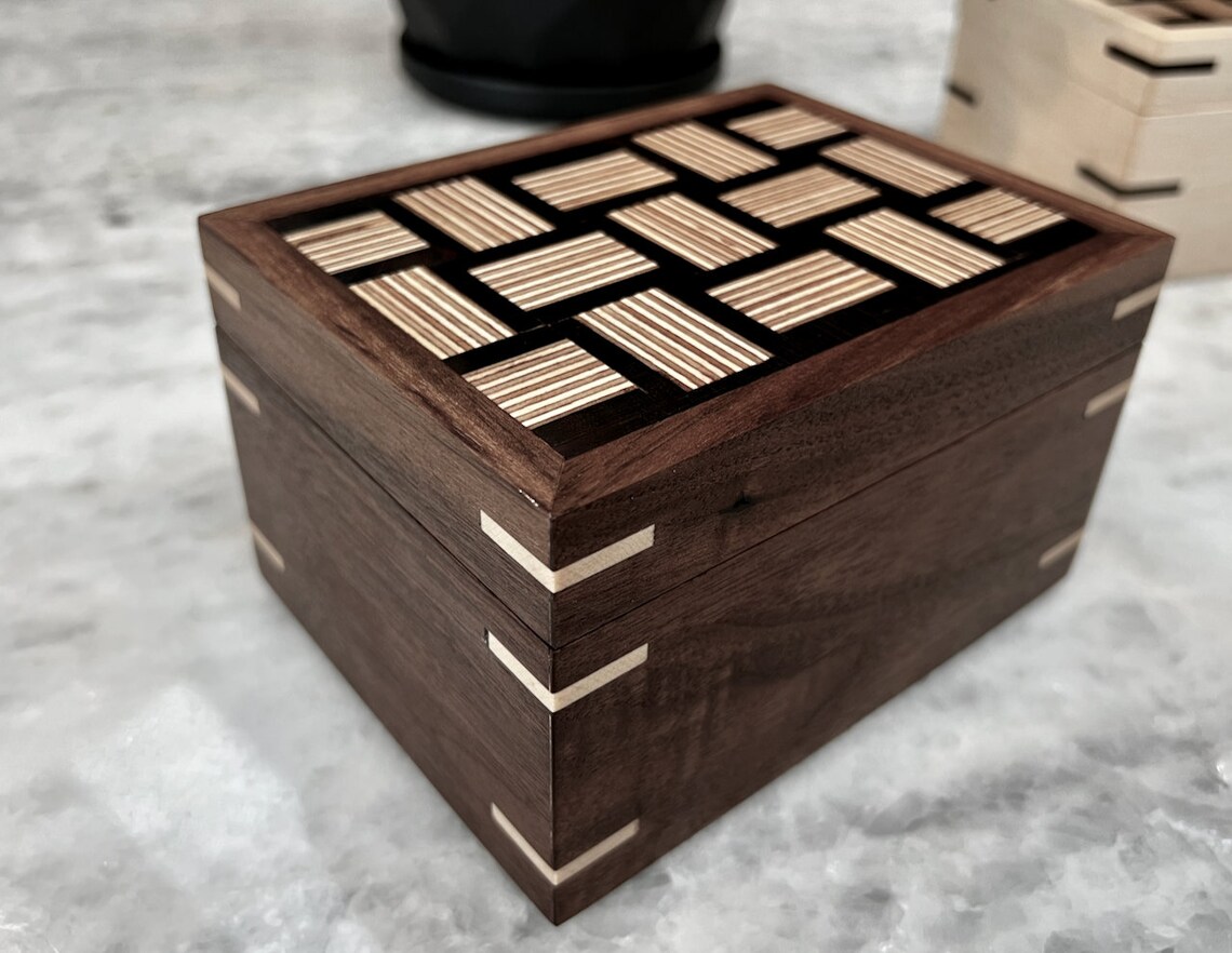 Beautiful Handmade Keepsake Box. Solid Walnut With Maple Highlights ...
