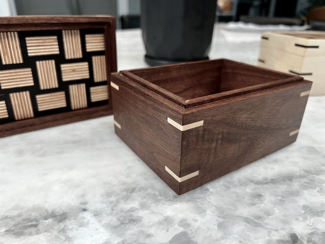 Beautiful Handmade Keepsake Box. Solid Walnut With Maple Highlights ...