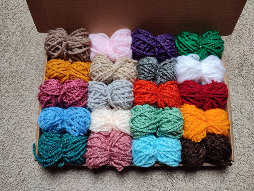 Acrylic Double Knit Yarn Pack: Assorted Colors, 20 Bundles for Weaving ...