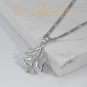 18K Gold Plated Sicily Trinacria Emblem Pendant & Chain Symbol of ...