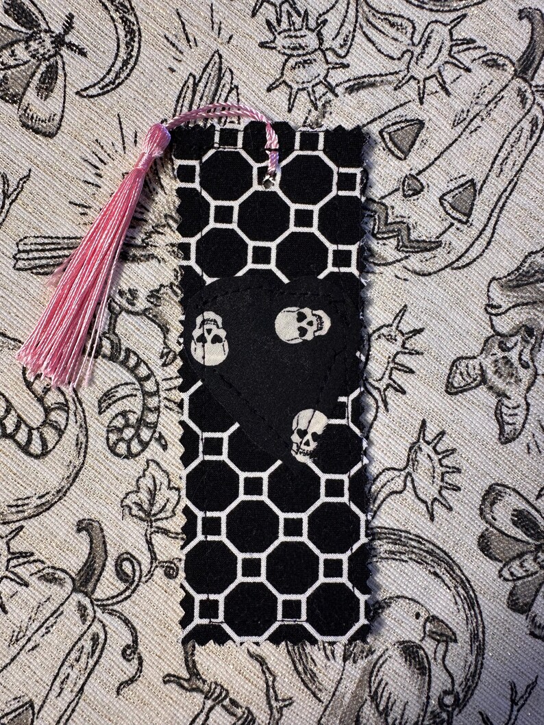 Upcycled Bookmarks (made of Recycled Greeting Cards and Fabric Scraps ...