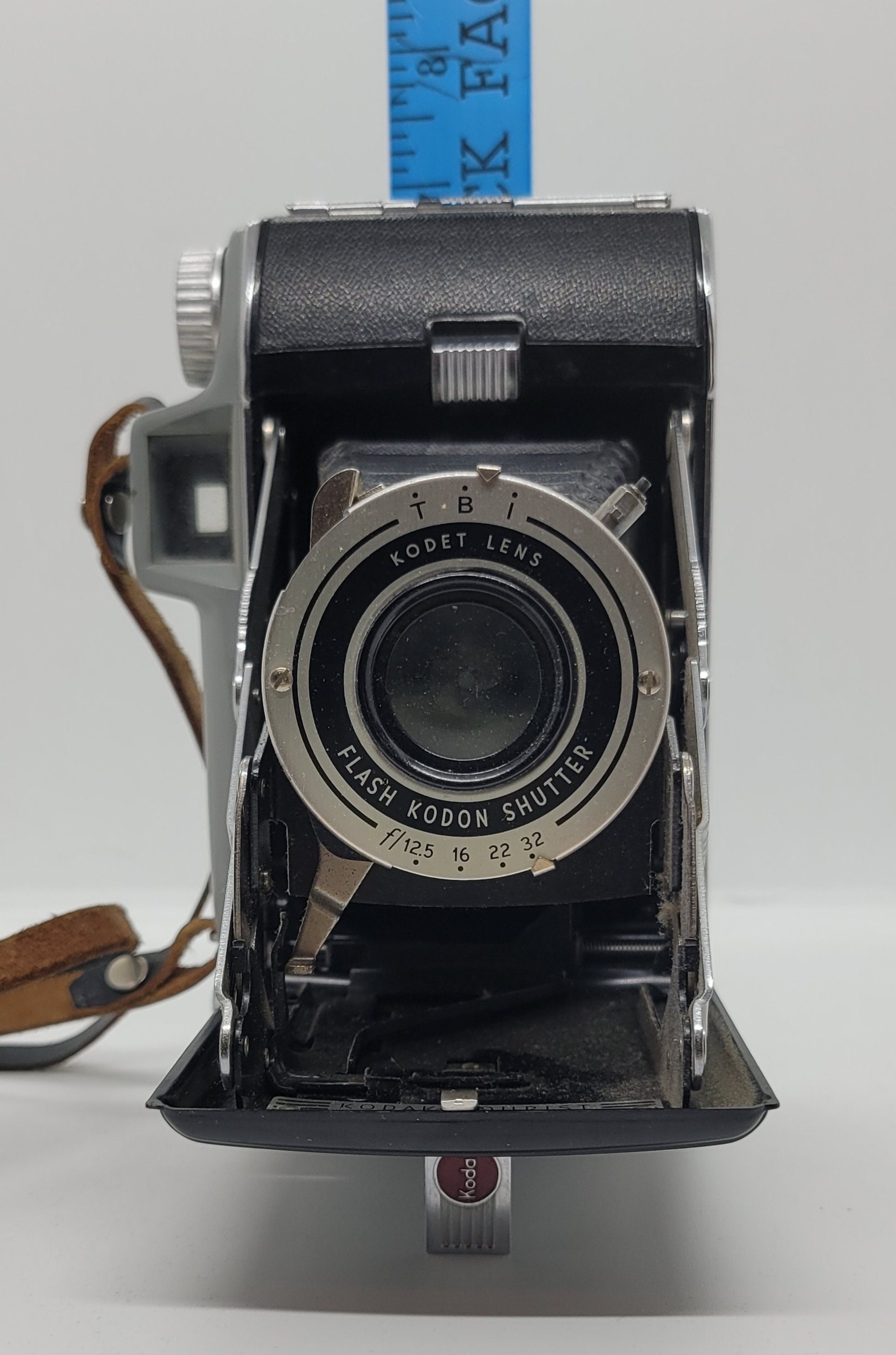 1950s Kodak "tourist Camera" Kodet Lens, Flash Kodon Shuffer - Etsy