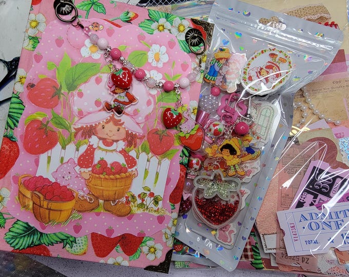 Strawberry Junk Journal Kit: Vintage DIY Scrapbook Supplies - Etsy