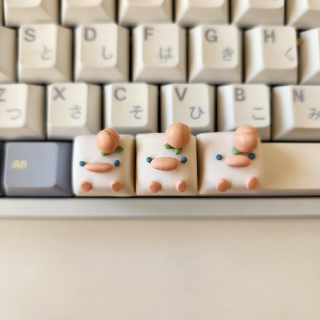 Peach Ducky Keycap: Special Edition GMK Momo Yume Collab Cute Handmade ...