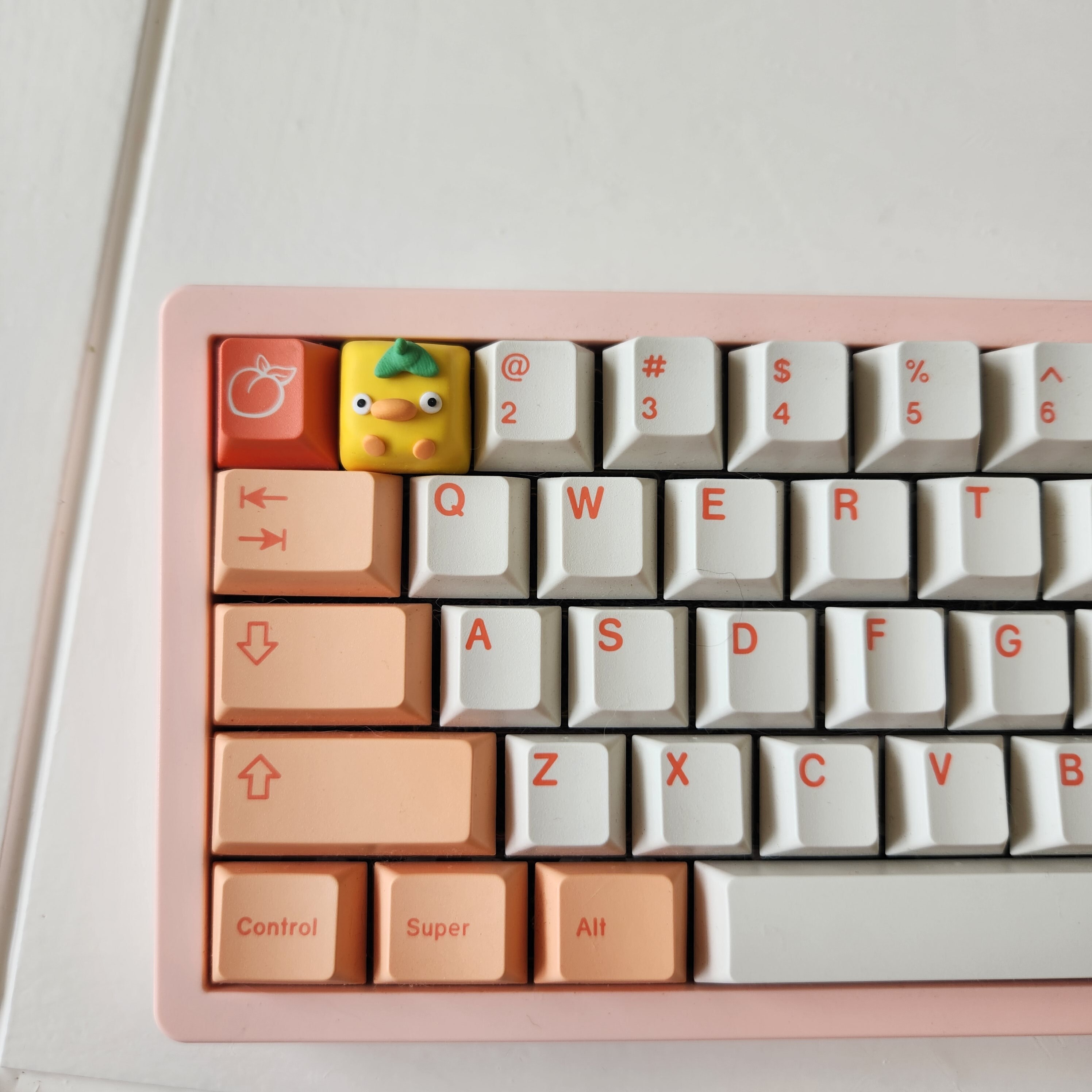 Chicken-sama Keycap | Cute Handmade Artisan Keycaps - Etsy