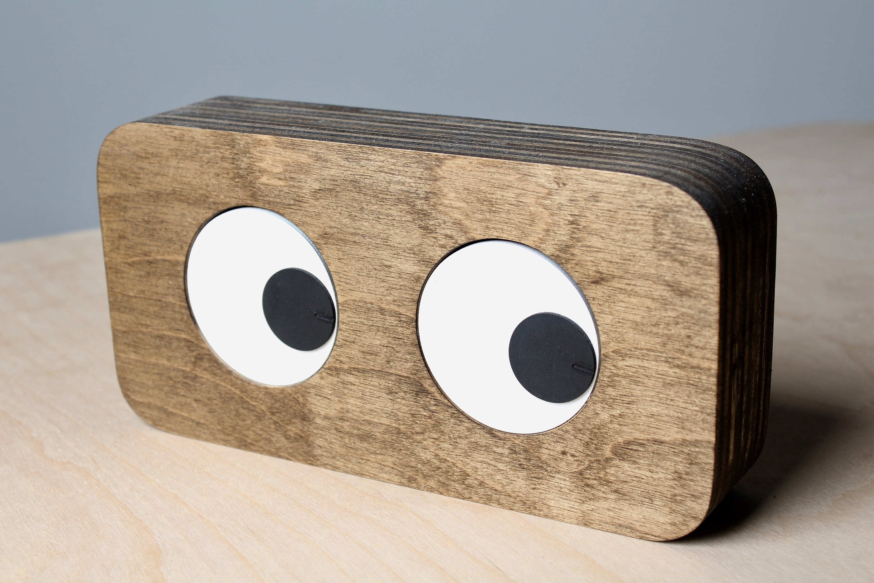 Googly Eye Clock - the Eyes Tell the Time! - Desk or Wall Clock ...