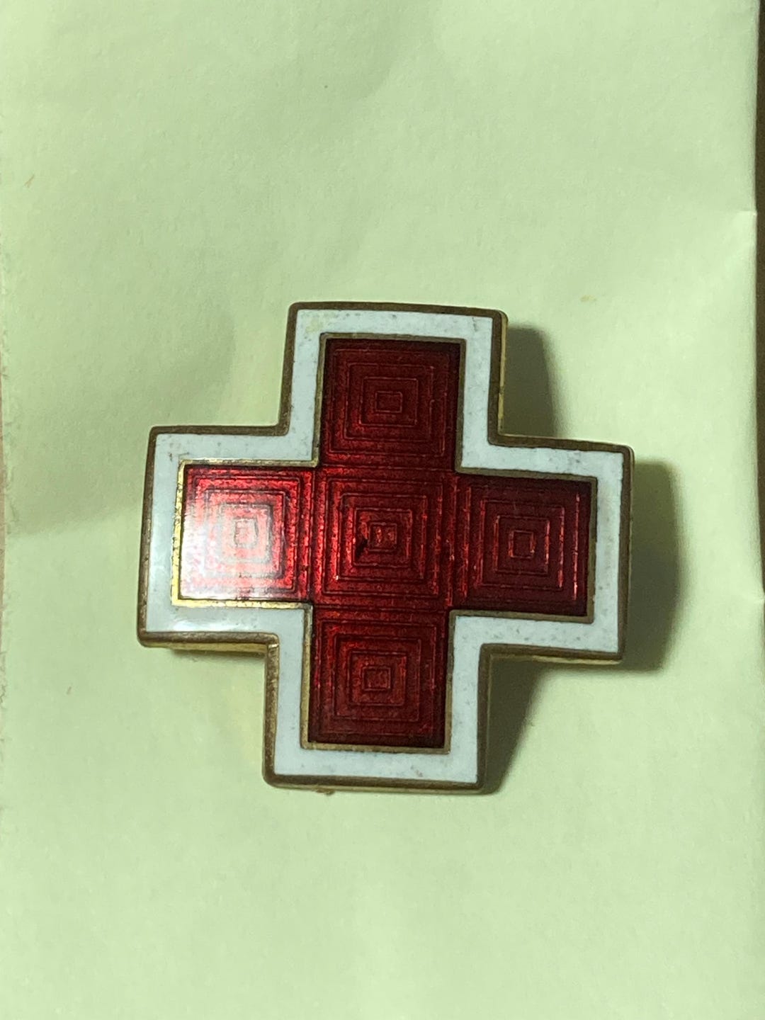 Vintage WWII Nurse's Red Cross Insignia / Badge enamel & Gilt Circa ...