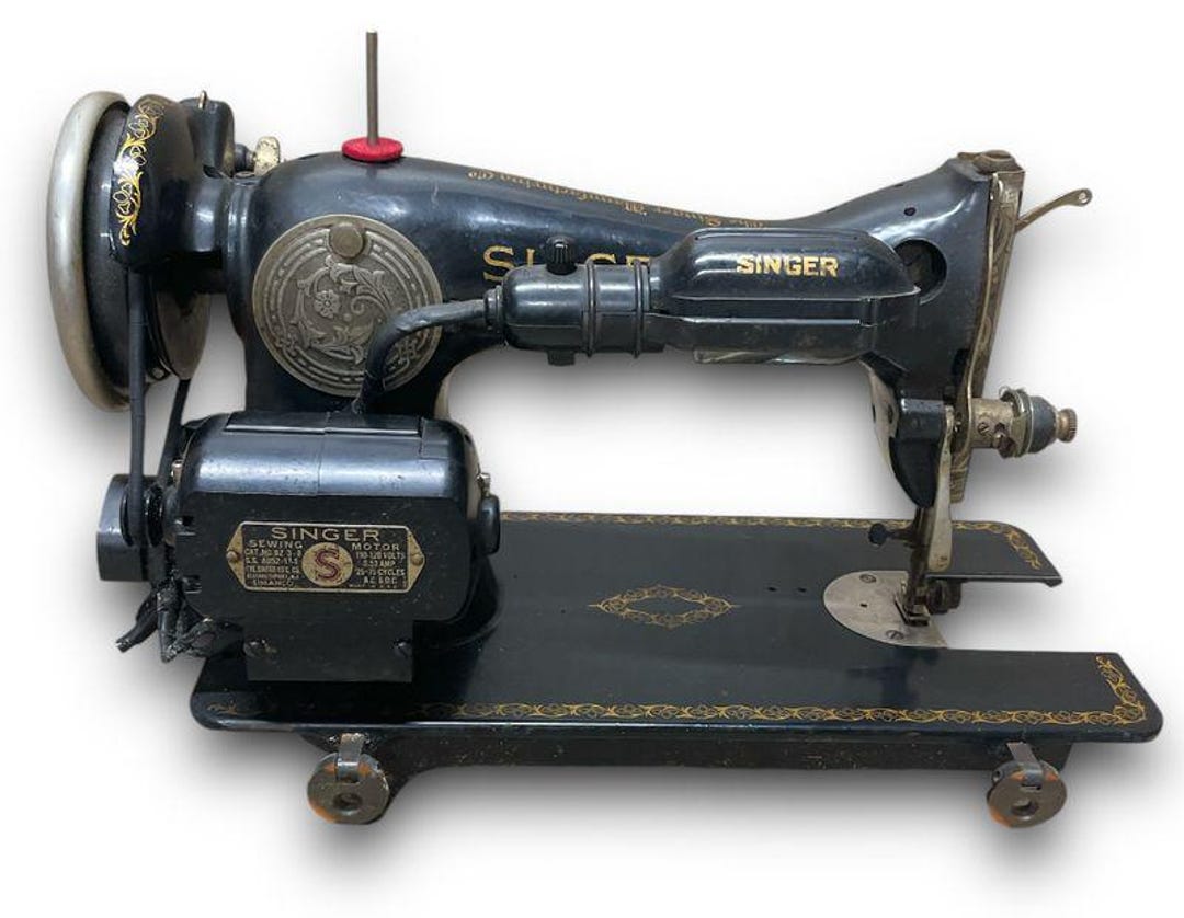 Vintage Singer Model 15 Electric Sewing Machine (1947) - Etsy