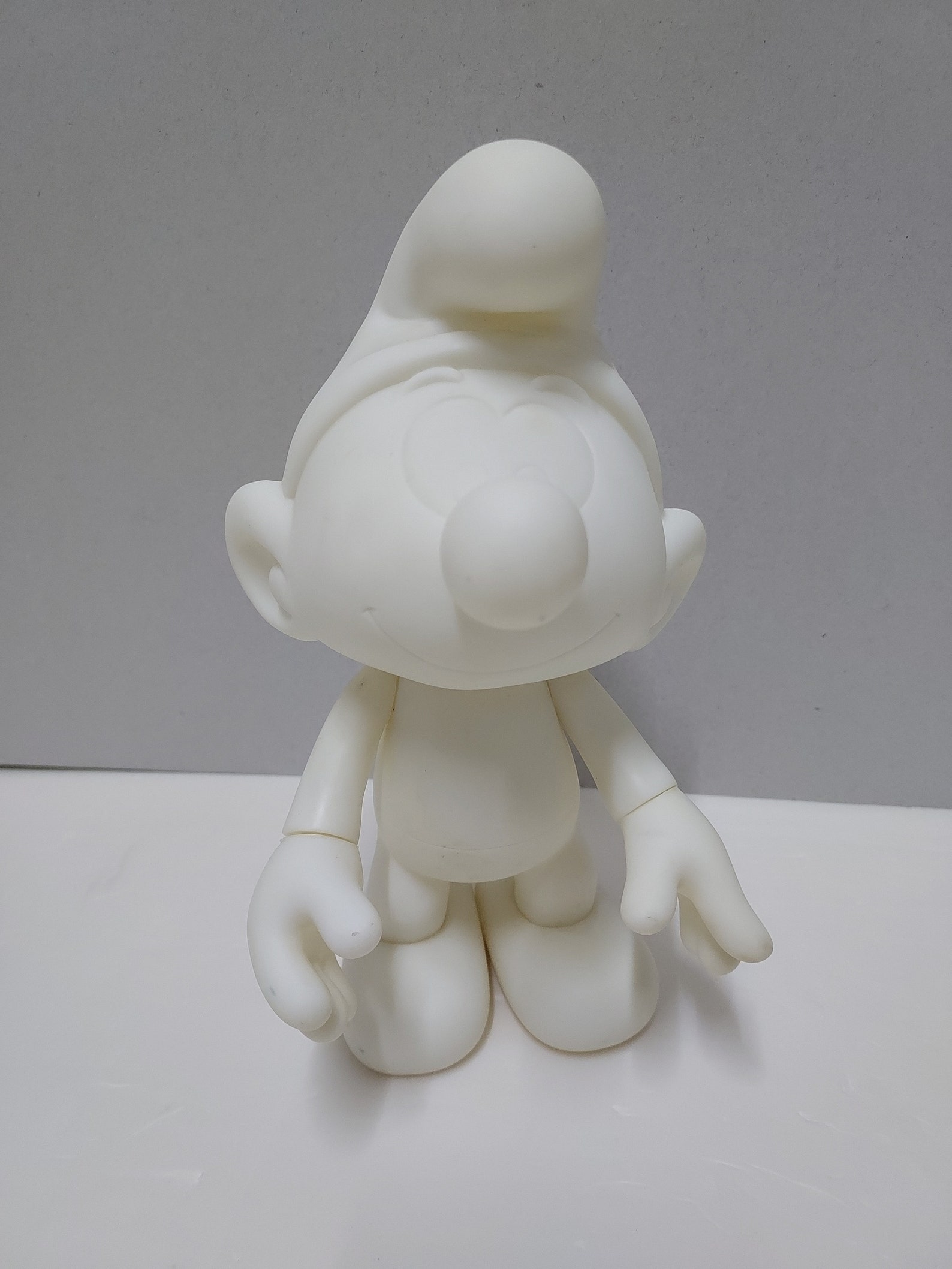 Unicef White Smurf 19cm Global Smurf With Clothes DIY Sliver Black ...