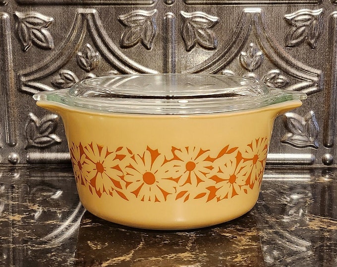 Vintage Pyrex Daisy Silhouette Casserole With Lid (from the Designer ...