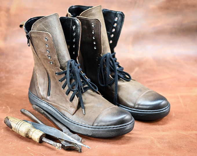 70s Bates Floaters Men's 9 M Chukka Desert Shearling Lined Ankle Lace ...