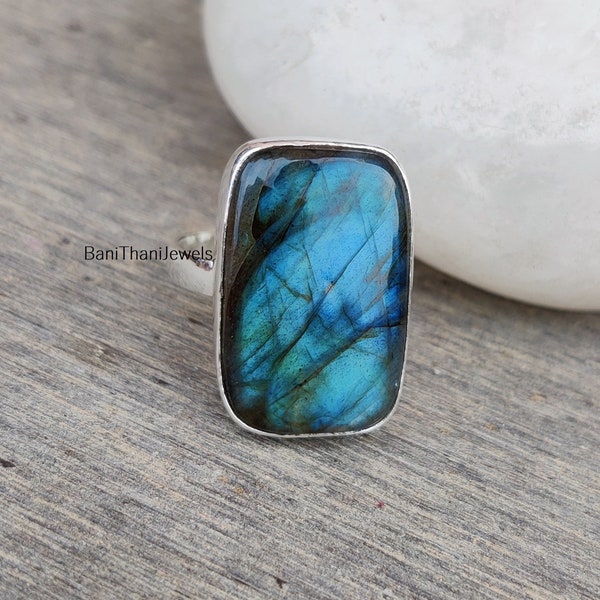 Pretty Ring - Etsy
