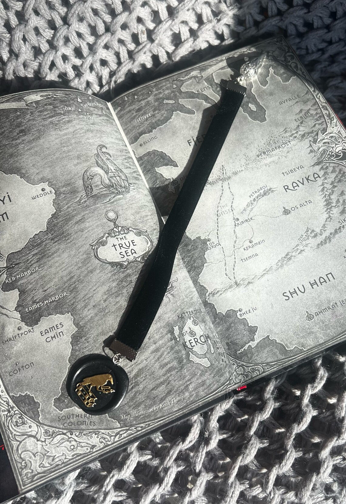 Six of Crows Inspired Ribbon Bookmark - Etsy