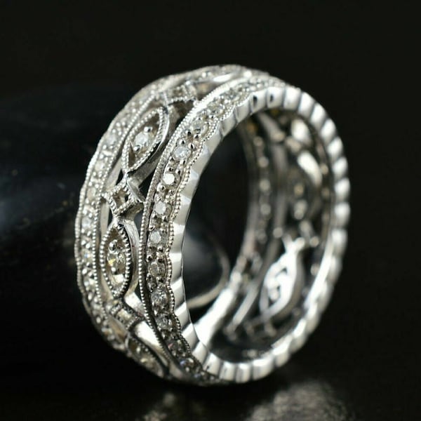 Unique Wedding Band - Etsy