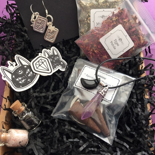 Witch Mystery Mini Box Witchcraft Mystery Kit Witchy Gift - Etsy UK
