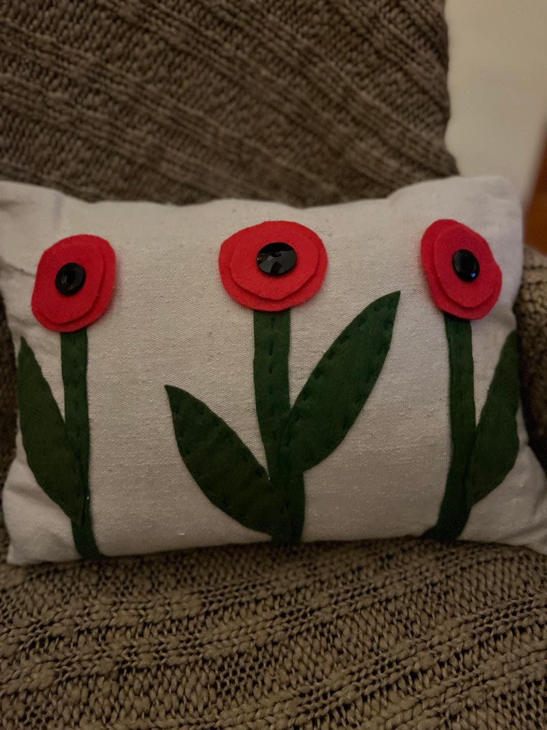 Poppy Pillow Complete-farmhouse Style- Indoor/outdoor, Porch/garden ...